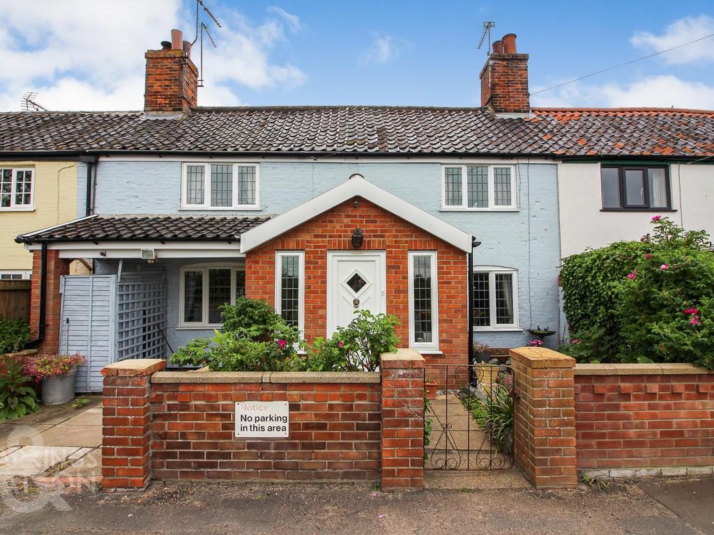 Ditchingham Dam, Ditchingham, Bungay 4 bed cottage for sale - £375,000