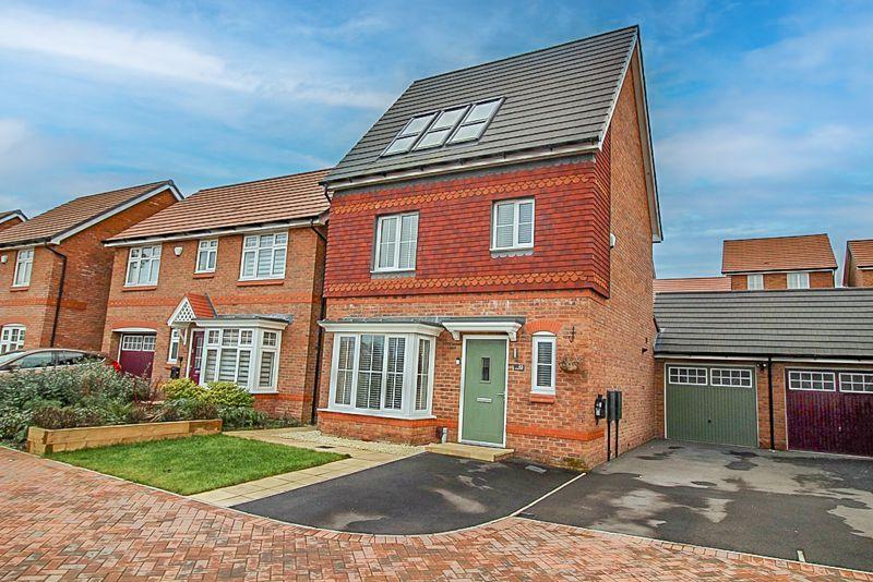Ambergate Road, Bilston, WV14 0SB 4 bed detached house - £400,000