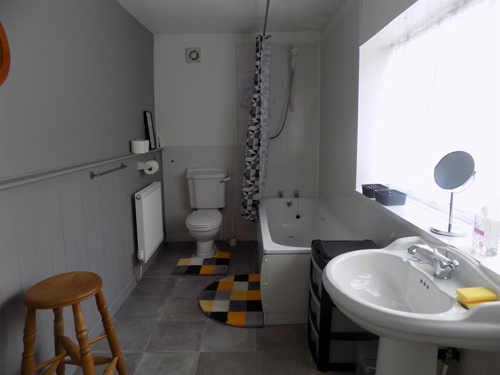 Outram Street, Middlesbrough, TS1 4EG 3 bed private hall - £412 pcm (£ ...