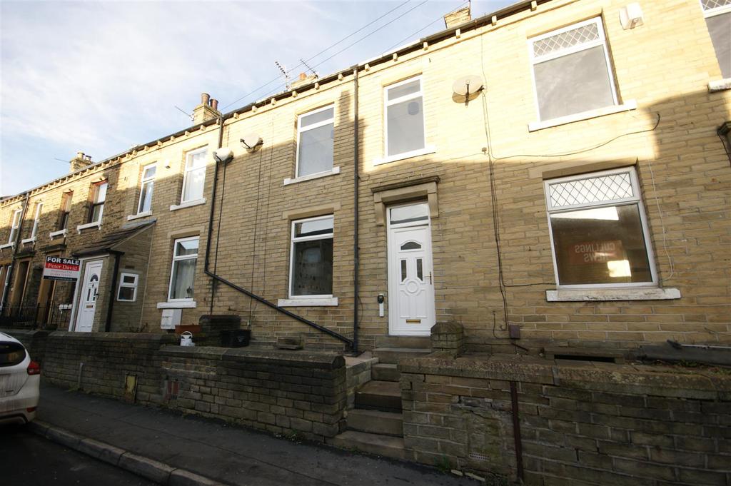 Piggott Street, Brighouse 2 bed terraced house - £600 pcm (£138 pw)