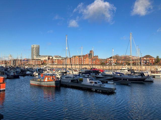 South Ferry Quay, Liverpool 2 bed apartment for sale - £239,000