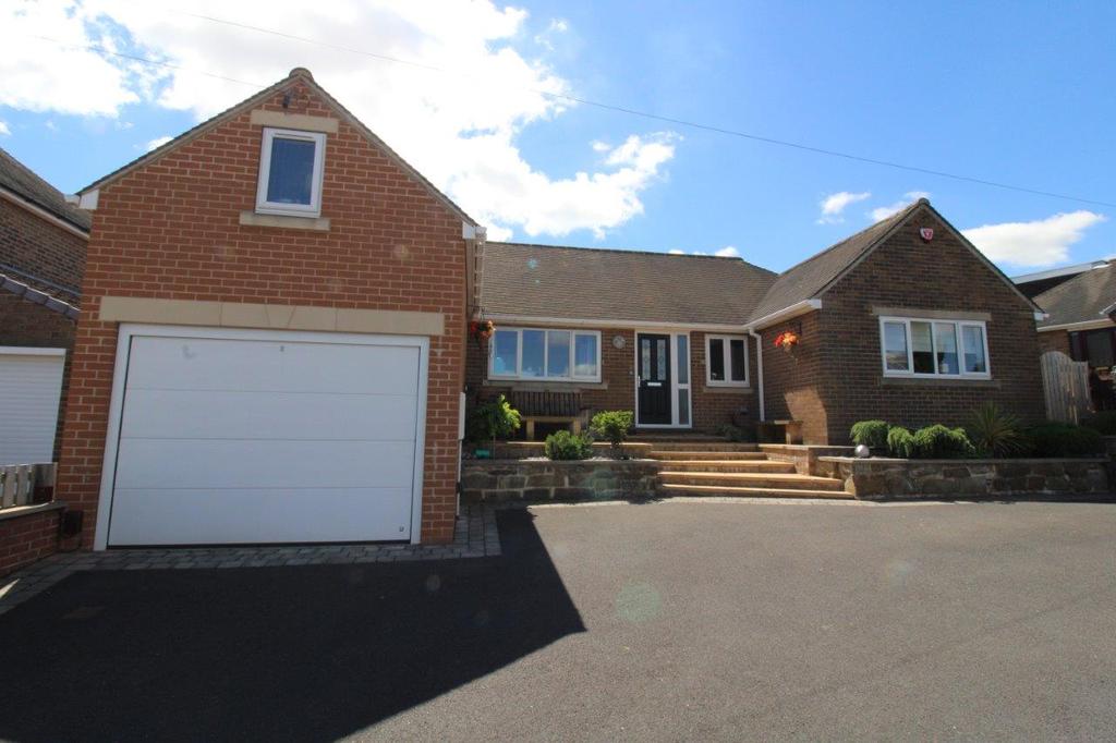Bourne Walk, Staincross, Barnsley 4 bed bungalow for sale - £470,000