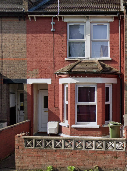 Dallow Road, Luton LU1 3 bed terraced house - £1,350 pcm (£312 pw)