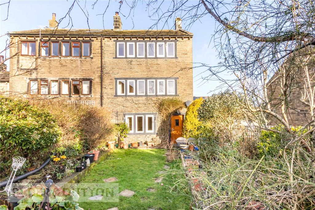 Mill Moor Road Meltham Holmfirth 4 Bed House £325 000