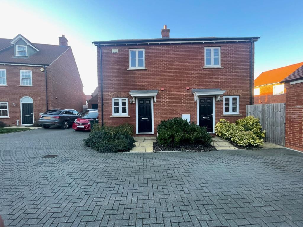 Edgecote Way, Banbury, OX16 2 bed semi-detached house - £1,250 pcm (£ ...