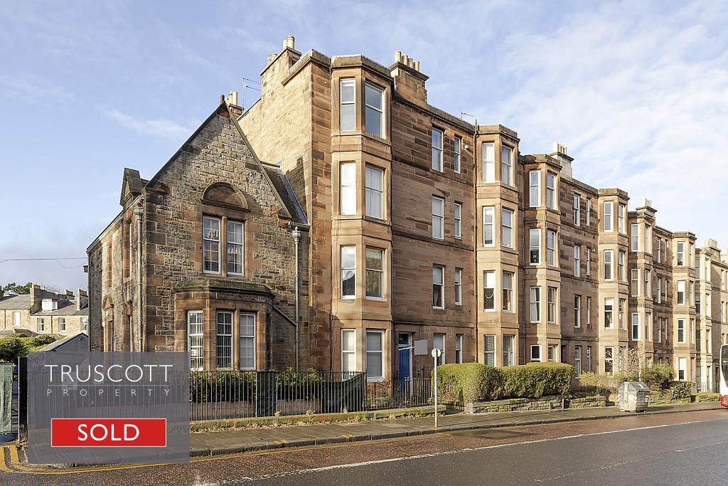 114 (1F2) Comiston Road, Morningside... 1 bed flat - £270,000