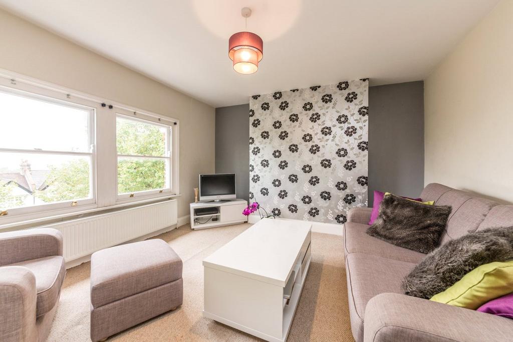 Tennyson Road, Stratford, E15 Studio - £1,993 pcm (£460 pw)