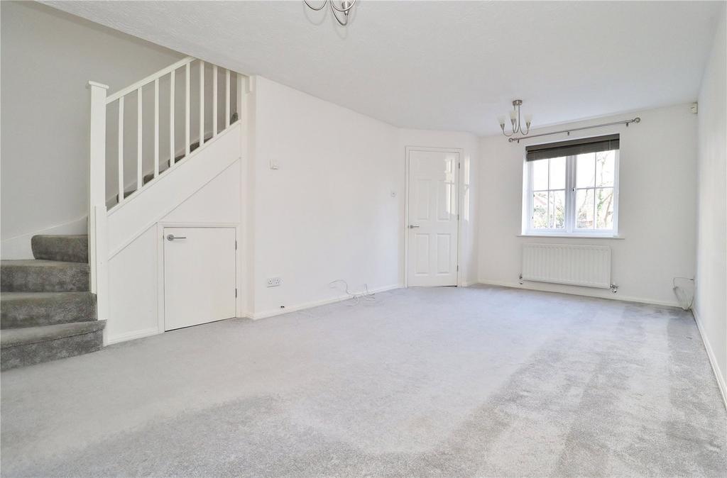 Hainault Drive, Verwood, Dorset, BH31 3 bed detached house - £390,000