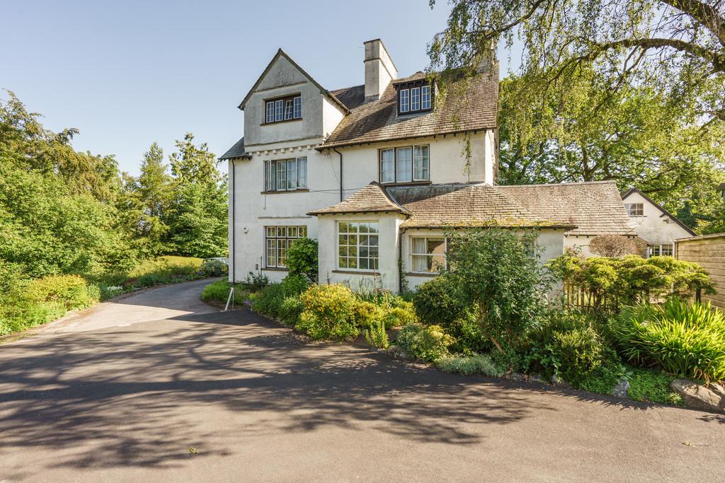 New Road, Windermere. LA23 2LA 2 bed apartment - £800 pcm (£185 pw)