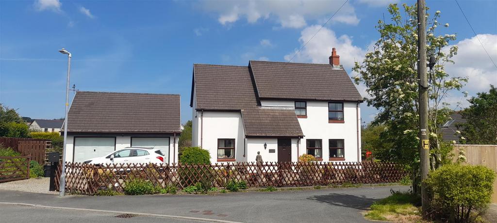 Lamborough Crescent Clarbeston Road 4 Bed Detached House £370 000