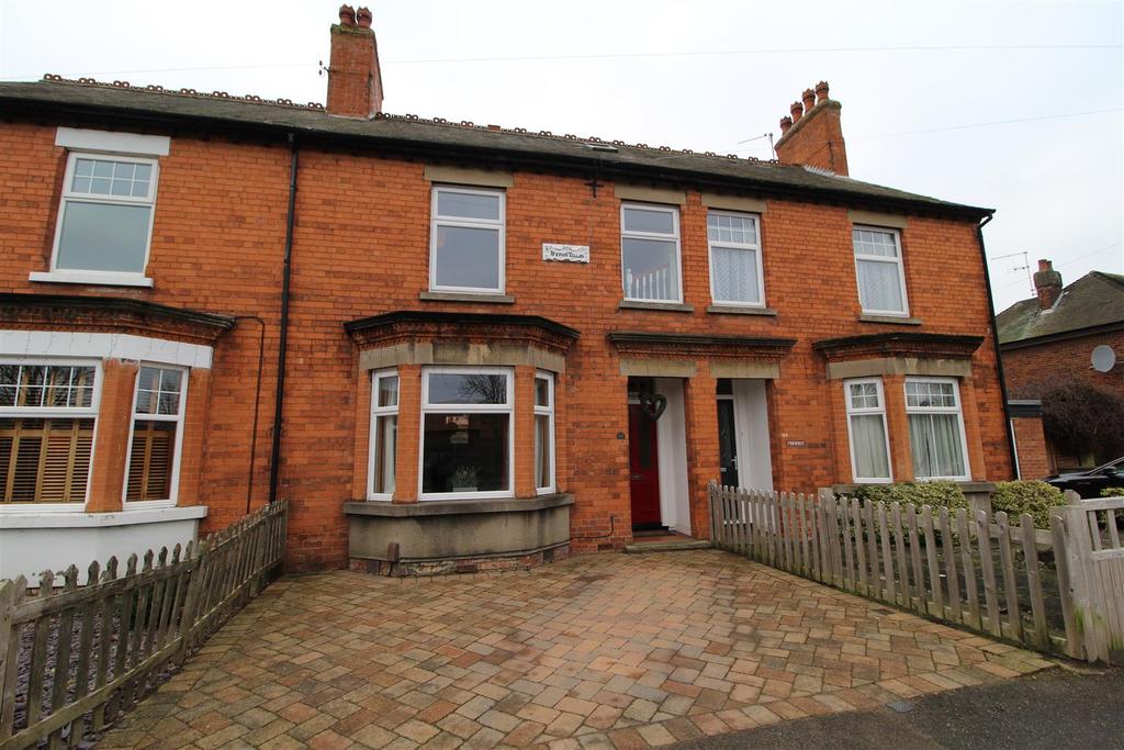 London Road, New Balderton 4 bed terraced house - £270,000