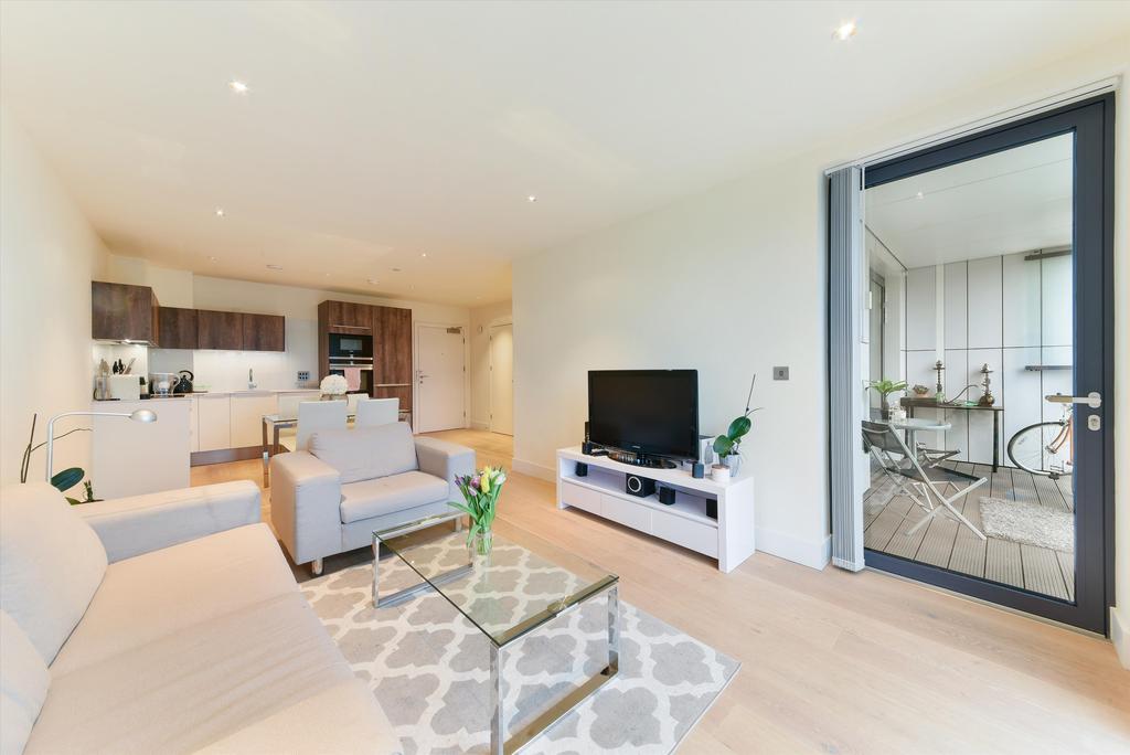 Lockington Road, London, SW8 2 bed flat - £2,799 pcm (£646 pw)