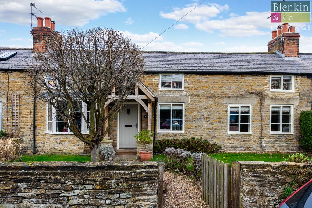 Cawton Road, Gilling East, York... 4 bed cottage - £2,000 pcm (£462 pw)