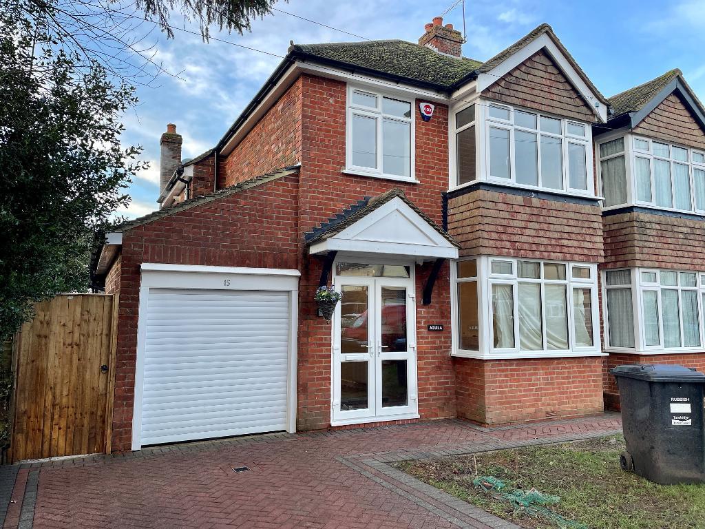 Trenham Drive, Warlingham, Surrey, CR6 9RU 3 bed semi-detached house ...