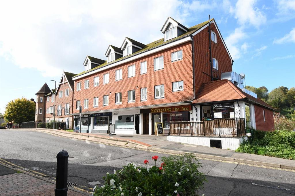 Godalming High Street - Virtual Tour... 1 bed flat - £195,000