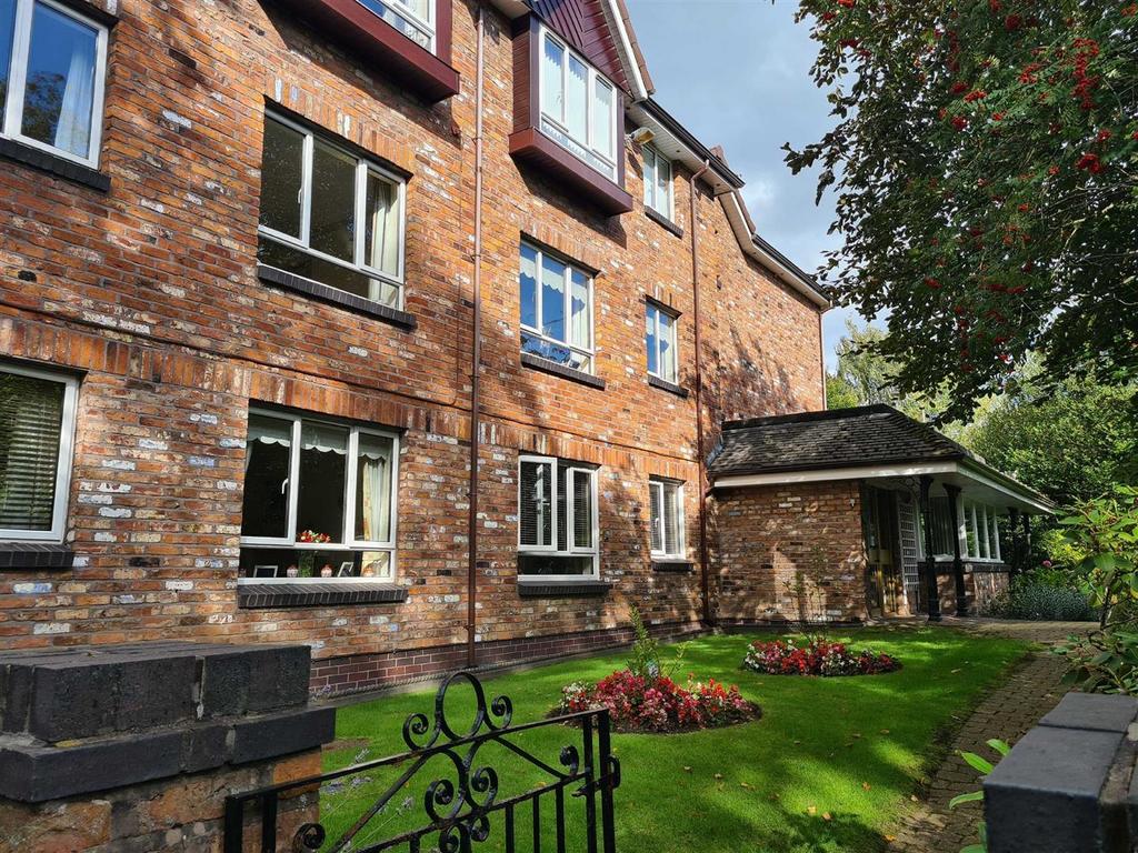 Albert Road, Wilmslow 1 bed retirement property for sale - £109,950