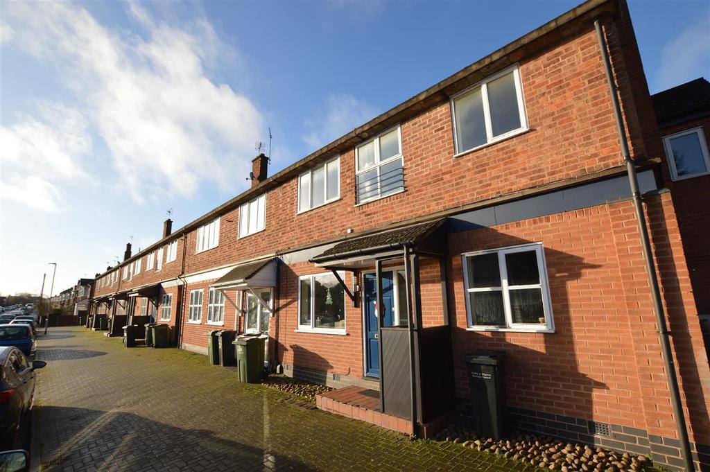 Bradgate Drive, Wigston, LE18 1HB 1 bed flat - £595 pcm (£137 pw)