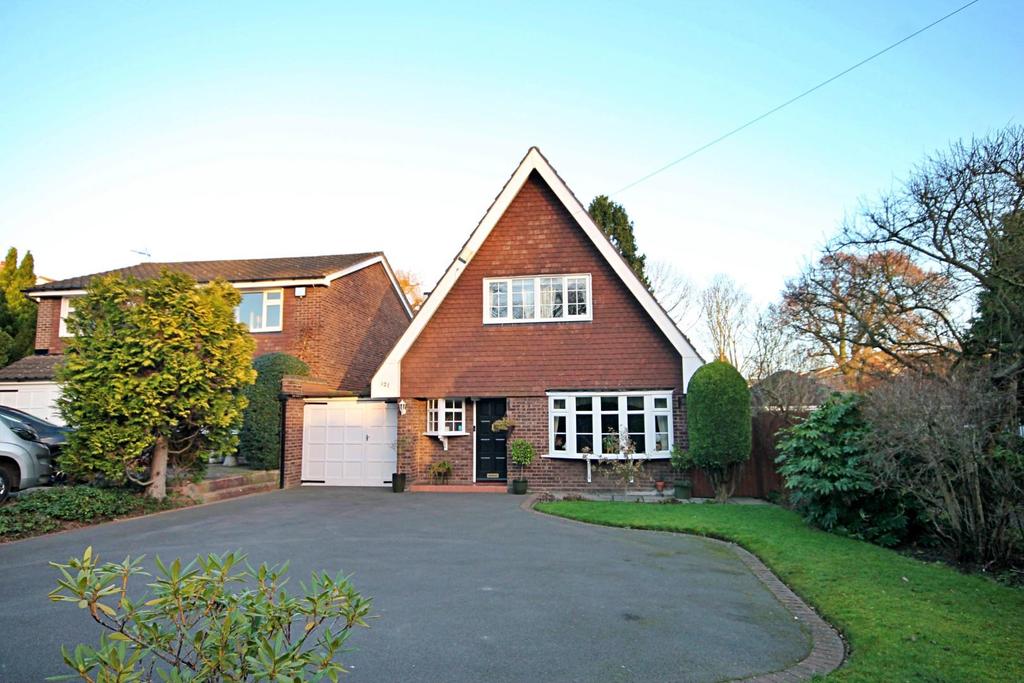 Dosthill Road, Two Gates, Tamworth 3 bed detached house - £425,000