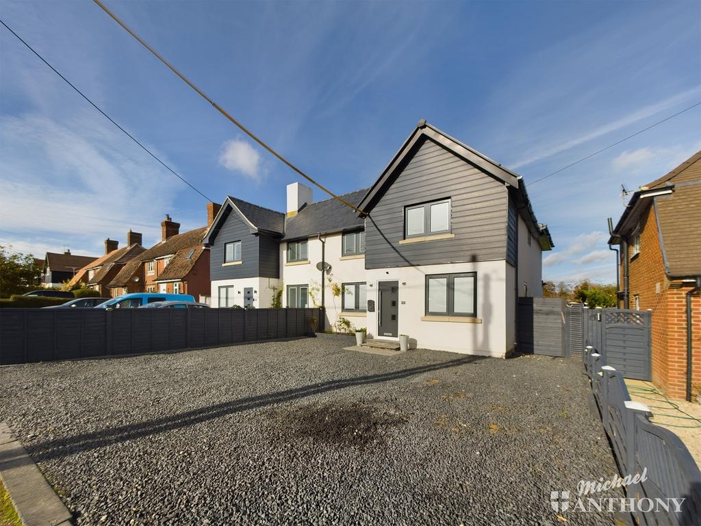 Stone View, Oving 4 bed semi-detached house - £599,995