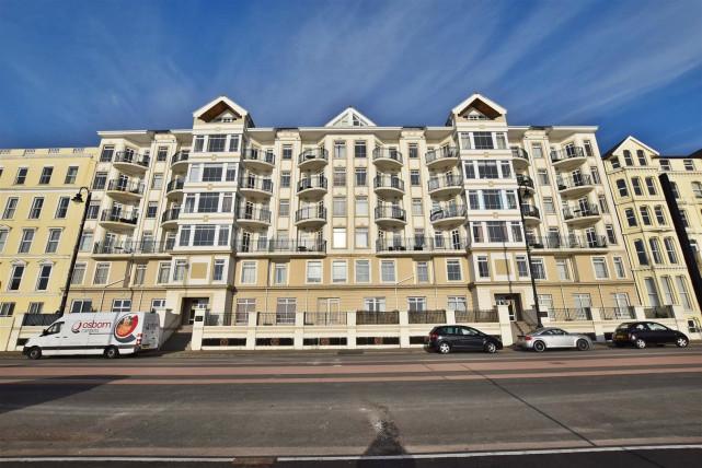 Queens Apartments, Queens Promenade... 1 bed apartment - £179,950