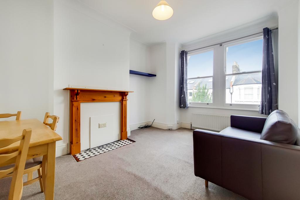 Fernholme Road, London, SE15 2 bed apartment - £1,500 pcm (£346 pw)