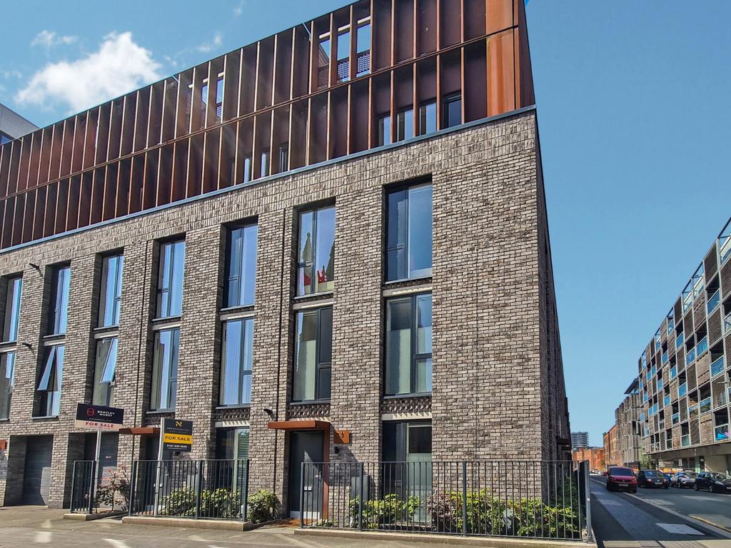 Arundel Street, Castlefield, Manchester, M15 2 bed house - £1,650 pcm ...