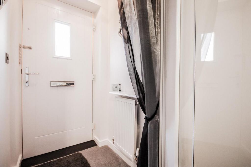 Lord Close, Stainsby Hall Farm, Acklam, Middlesbrough, TS5 8FF 3 bed ...