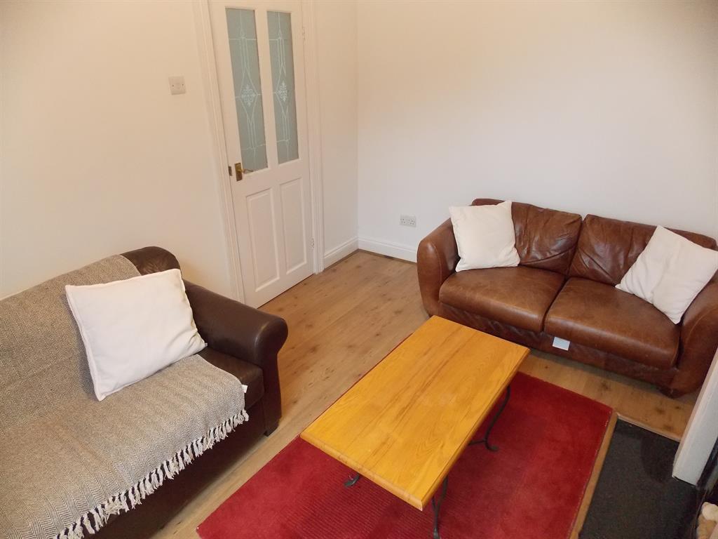 Ayresome Street, Middlesbrough, TS1 4NR 4 bed terraced house - £412 pcm ...