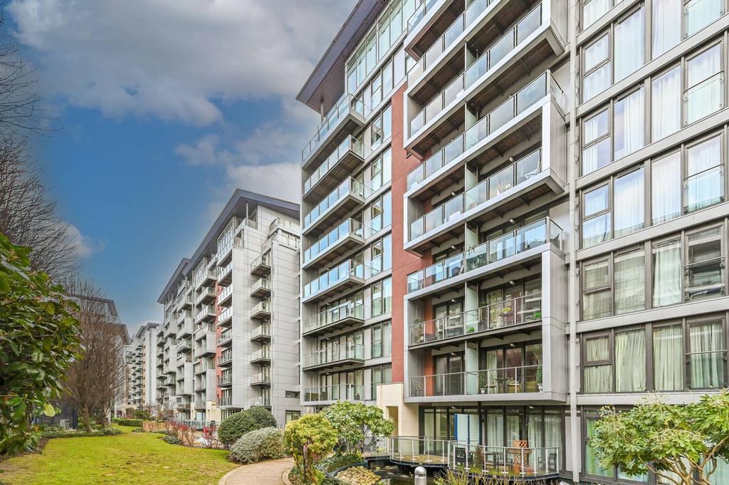 Oswald Building, Chelsea Bridge... 2 bed flat - £1,250,000