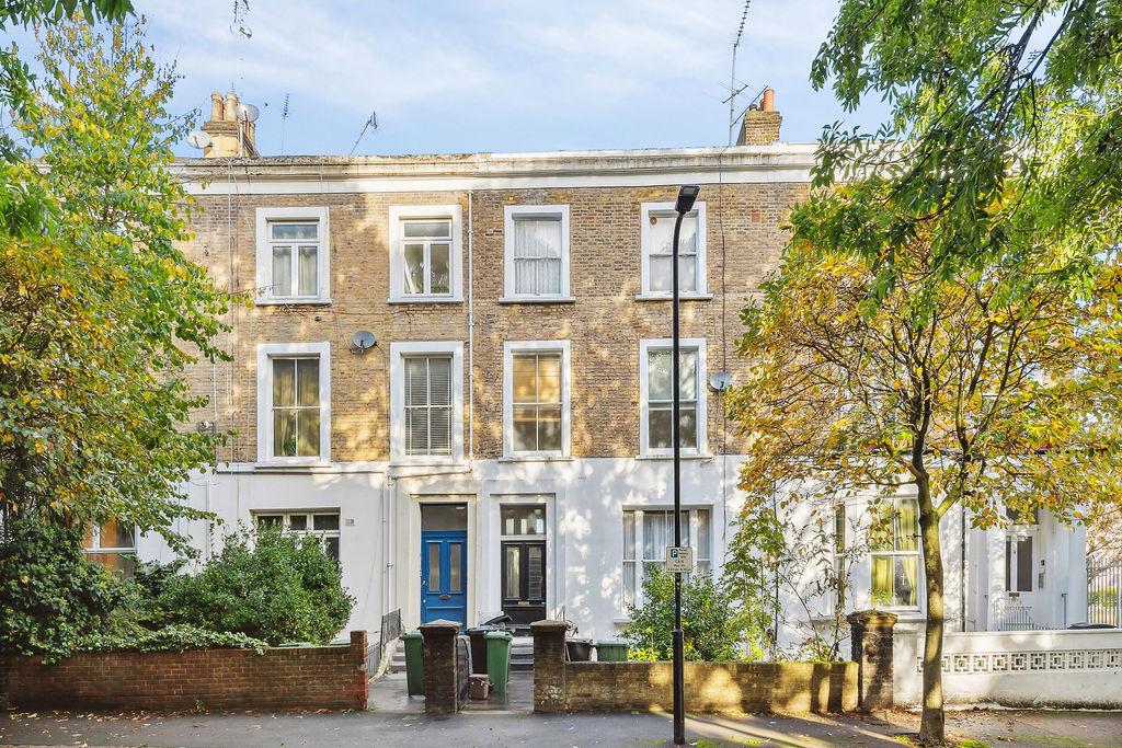 Langtry Road, St Johns Wood NW8 2 bed flat - £450,000