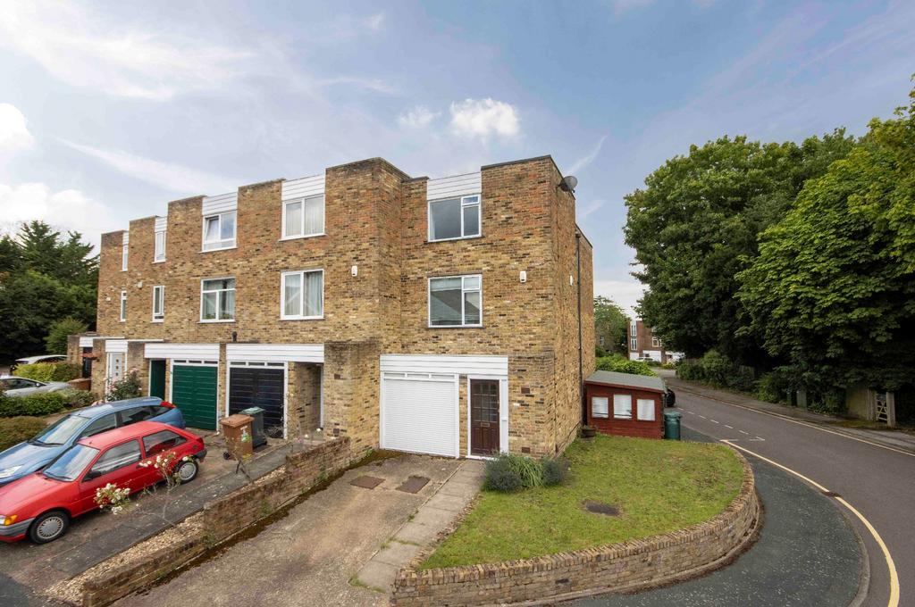 Townfield, Rickmansworth, WD3 3 bed house for sale - £660,000