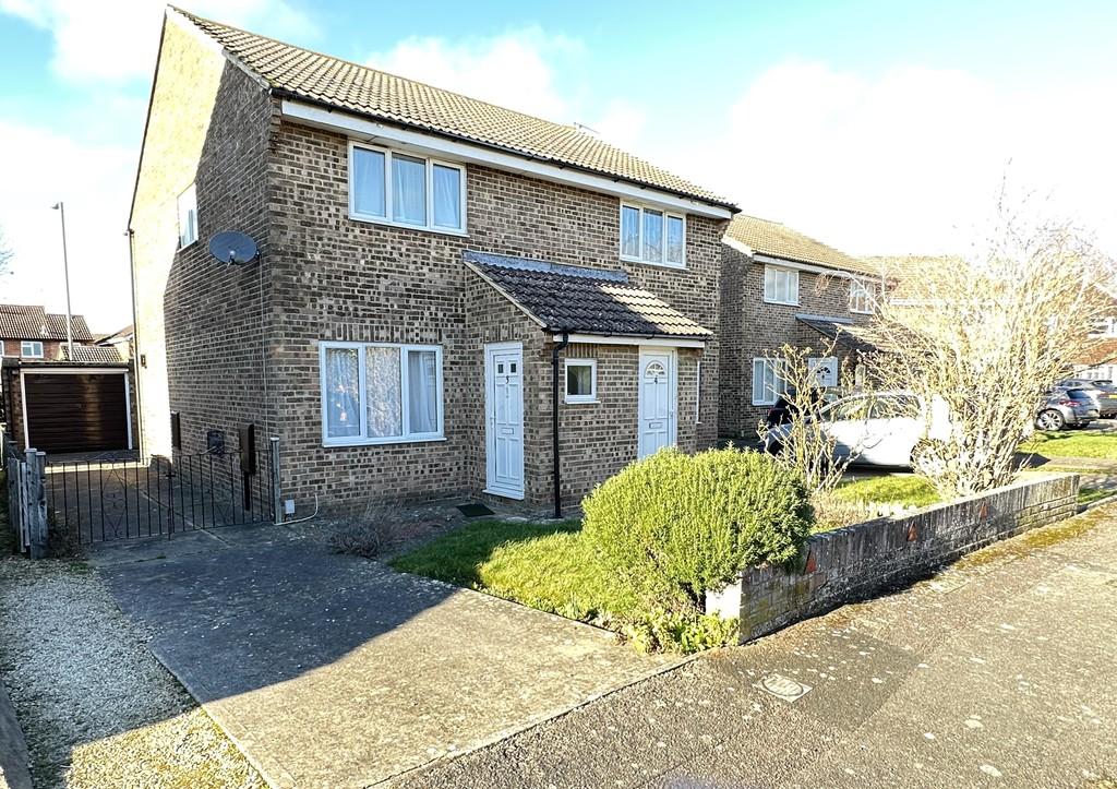 St Andrews Close Abingdon 2 Bed Semi Detached House For Sale £285 000