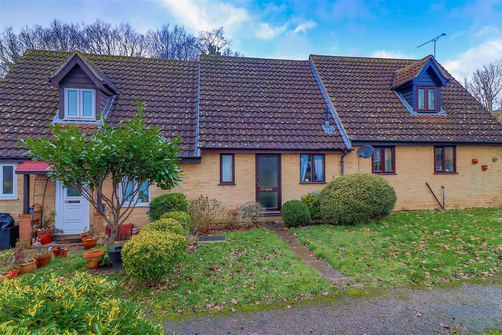 Aylward Close, Hadleigh 1 bed terraced house - £179,995