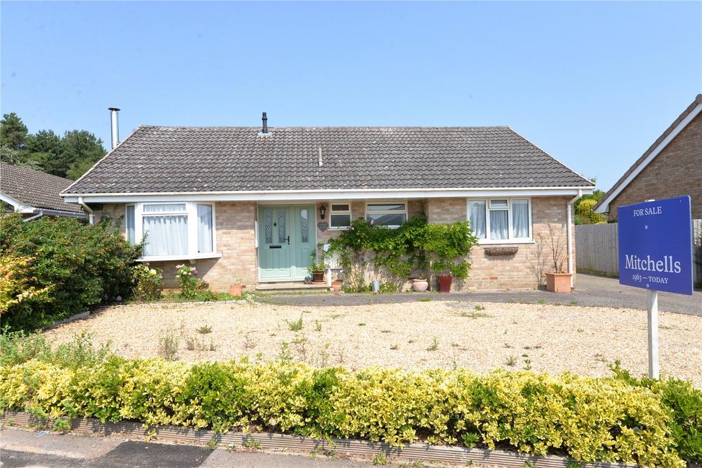 Little Dene Copse, Pennington... 3 bed bungalow - £525,000