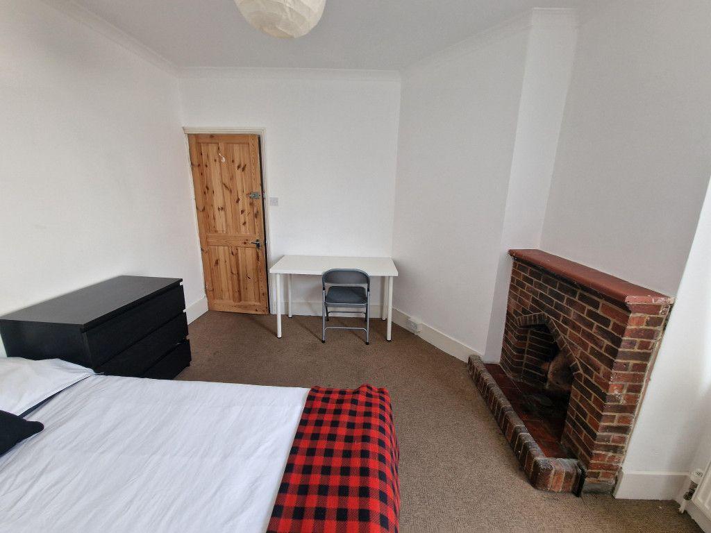 Riley Road, BRIGHTON BN2 4 bed house to rent - £2,426 pcm (£560 pw)