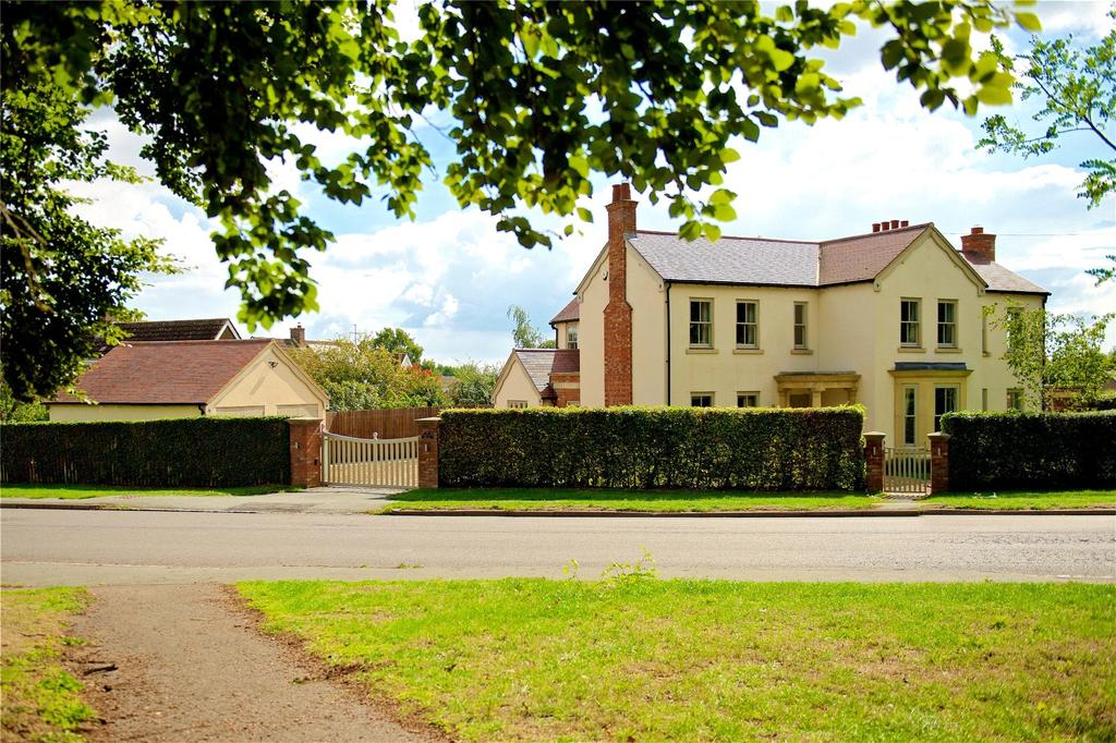 Church Lane, Sharnbrook... 6 bed detached house - £3,750 pcm (£865 pw)