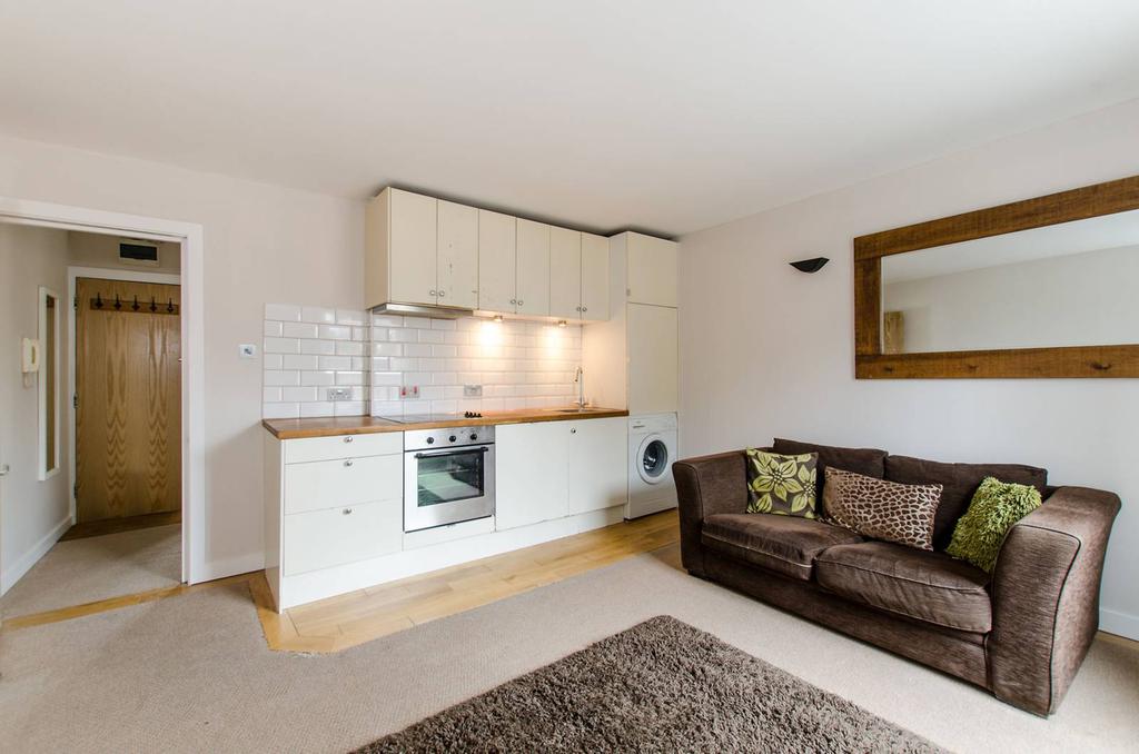 Fernlea Road, Balham, London, SW12 1 bed flat - £1,650 pcm (£381 pw)