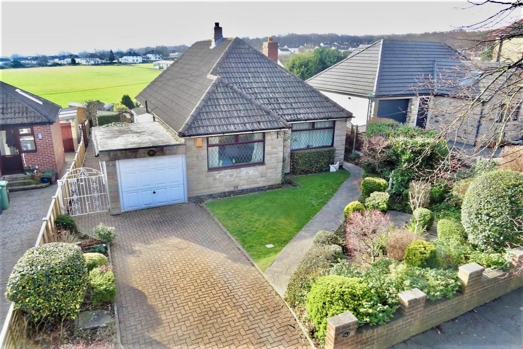 Bradley Road, Huddersfield 2 bed detached bungalow - £235,000