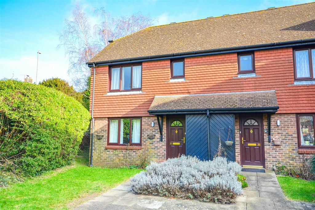 Market Road, Battle 2 bed end of terrace house - £270,000