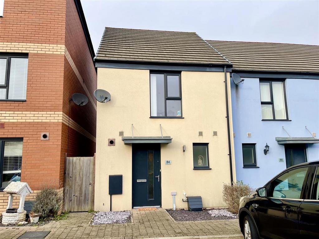 Portland Drive, Barry 2 bed house - £220,000