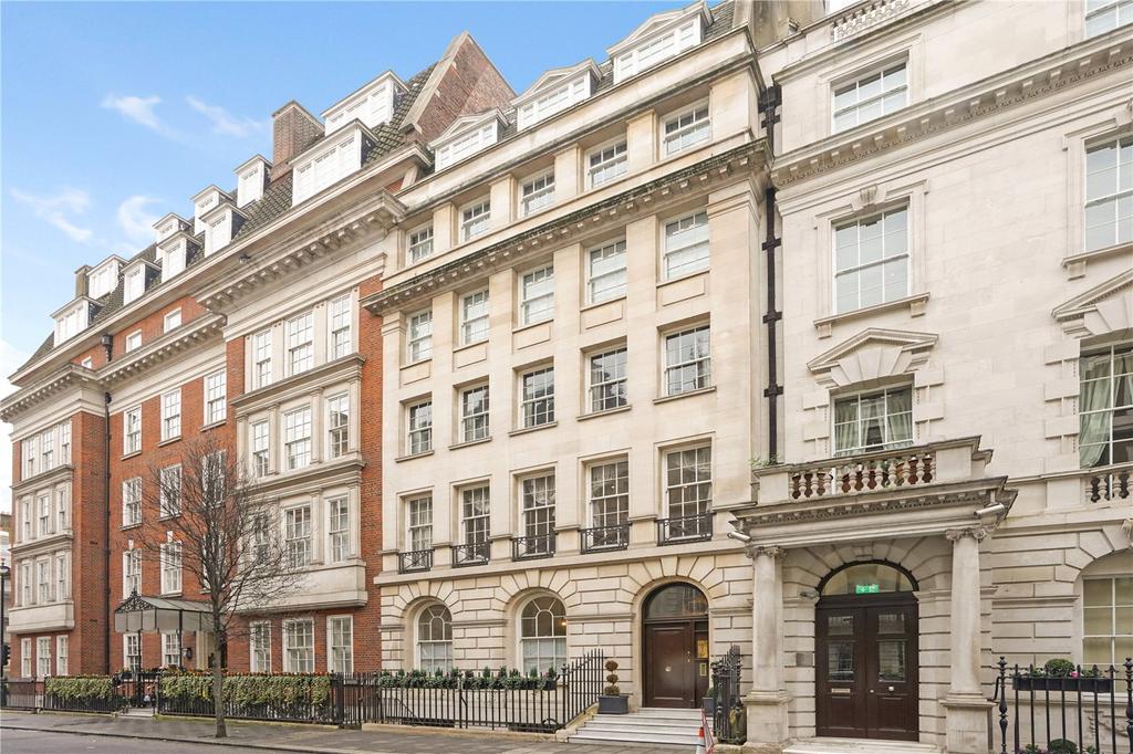 Upper Brook Street, London, W1K Studio - £850,000