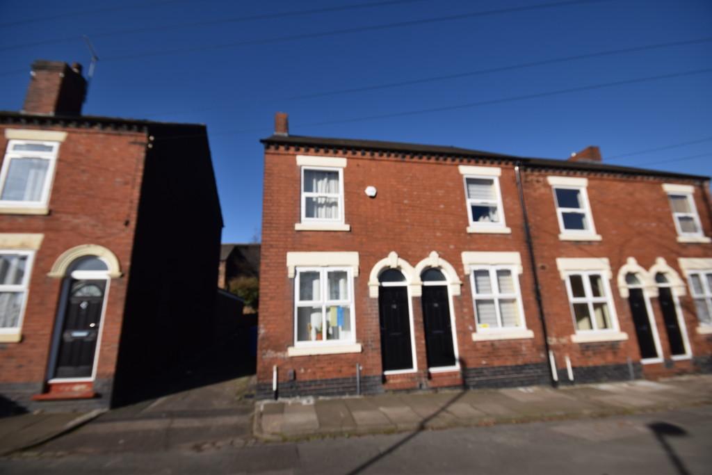 Morton Street, Middleport... 2 bed end of terrace house - £84,000