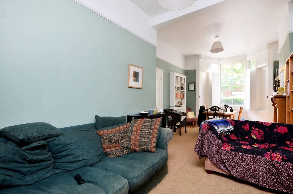 Sydner Road, Stoke Newington, London... 2 bed house - £3,142 pcm (£725 pw)