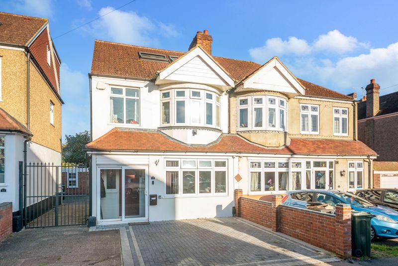 Chastilian Road Dartford 4 Bed Semi Detached House For Sale £525 000