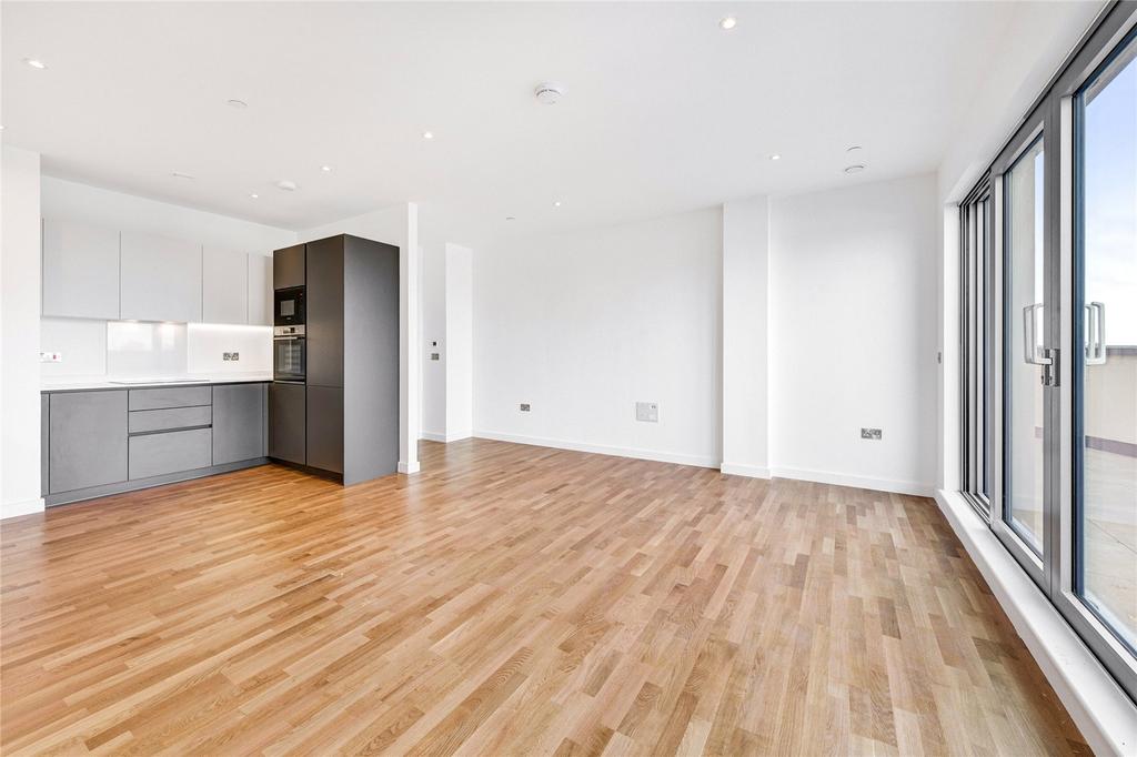 York Road, London, SW11 3 bed apartment - £3,500 pcm (£808 pw)