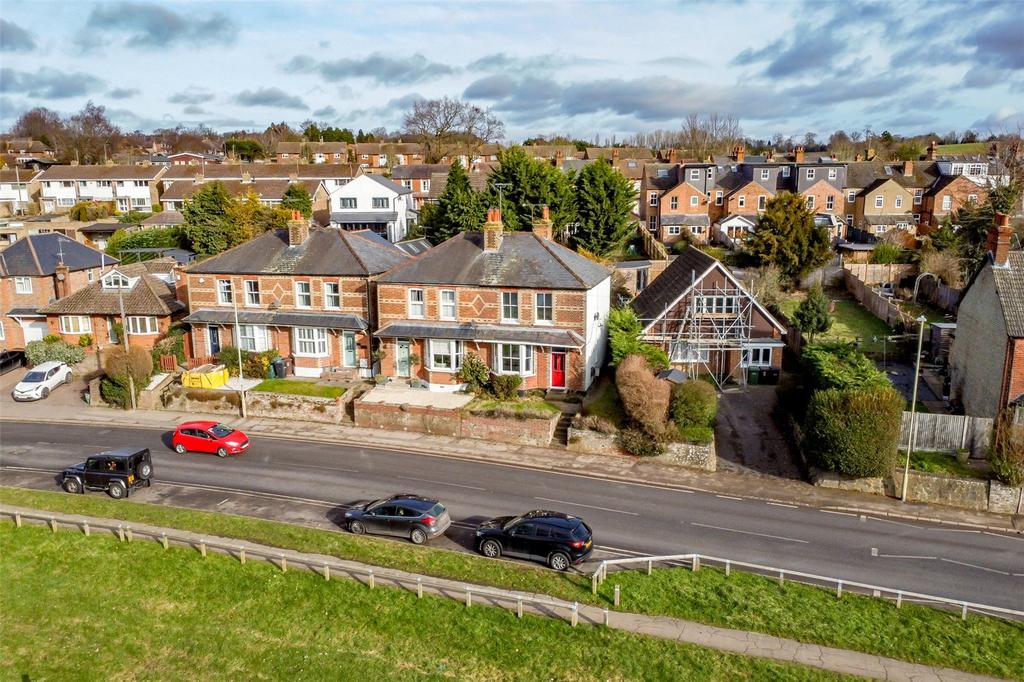 Lower Luton Road, Harpenden... 2 bed semi-detached house - £595,000