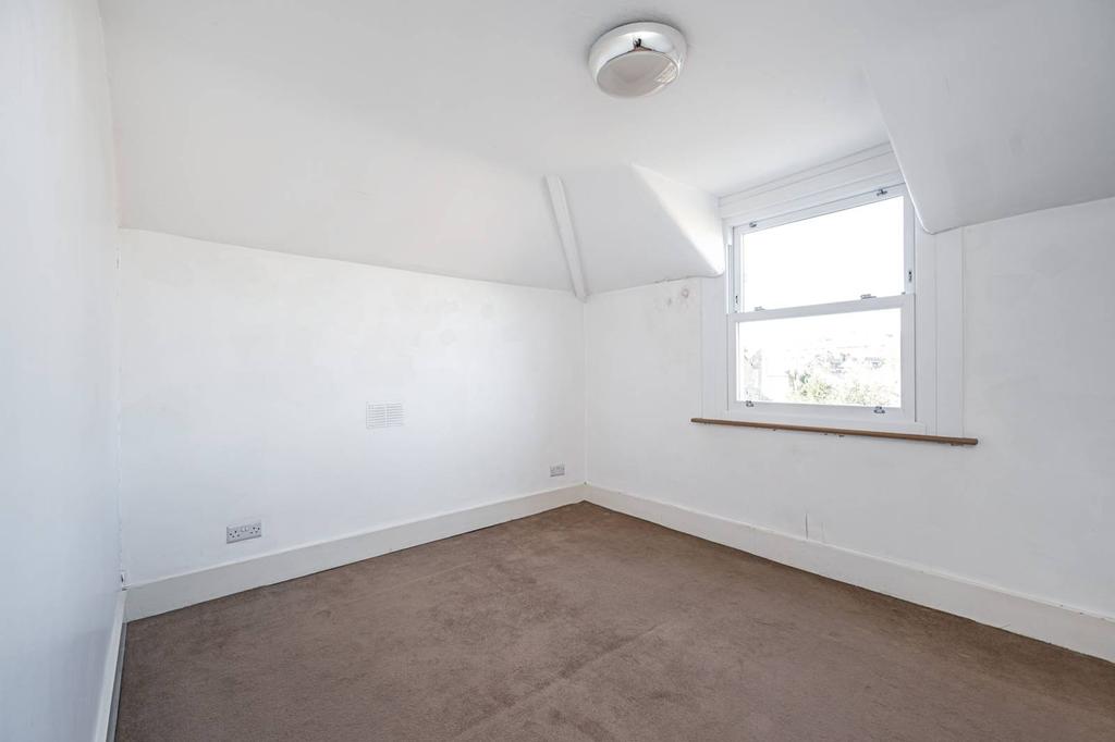 Powerscroft Road, Hackney, London, E5 2 bed flat - £2,250 pcm (£519 pw)