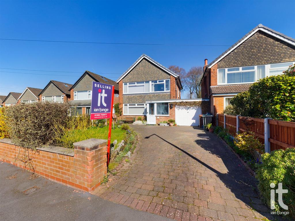 Derwent Road, High Lane, Stockport, SK6 3 bed link detached house - £ ...