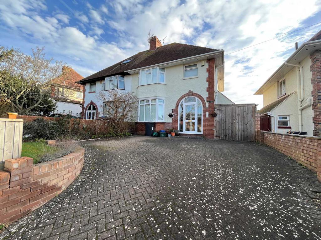Hulham Road, Exmouth 3 bed semi-detached house - £450,000