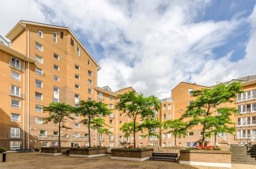 Homer Drive, Isle Of Dogs, London, E14 1 bed flat - £495,000